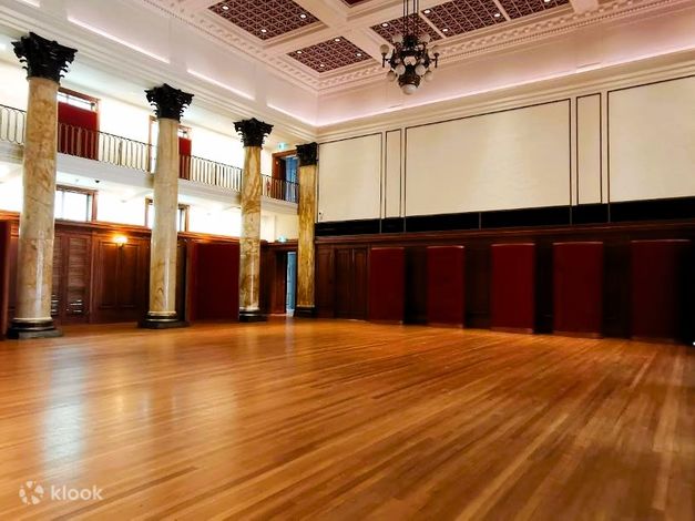 Splendour of Colonial Singapore Walking Tour with Riverside Lunch - Klook