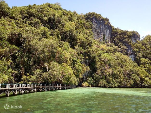 ทัวร์ถ้ำปาลาวันตะบงและพิพิธภัณฑ์ - Klook ประเทศไทย