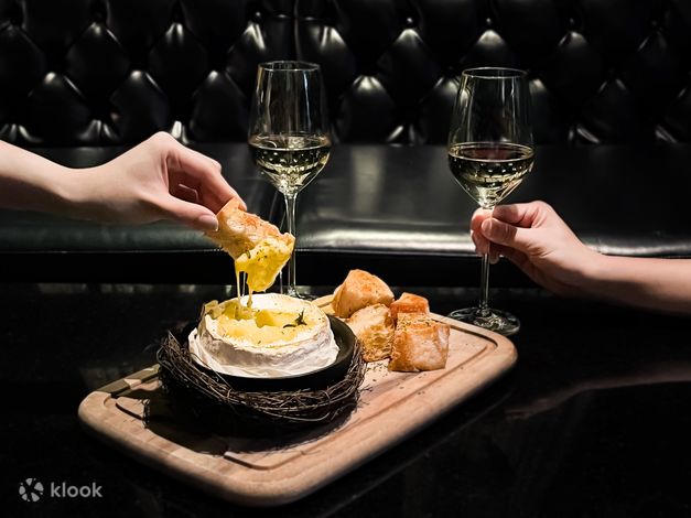 Dada Bar + Lounge - The Luxe Manor | Combo Set - Klook香港