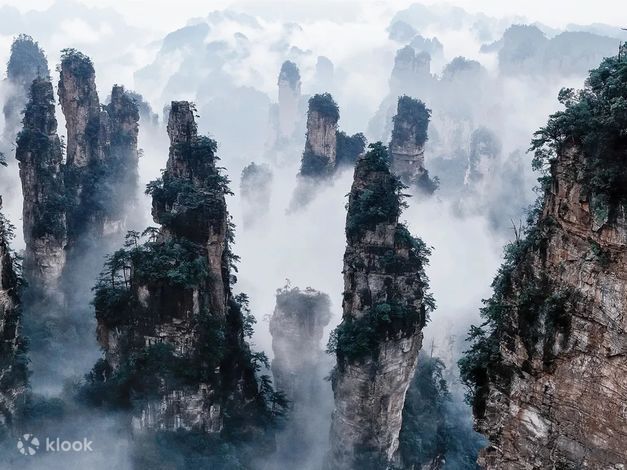 Hunan Zhangjiajie High-end Pure Play 3-Day Tour (Tianmen Cave + Bailong ...