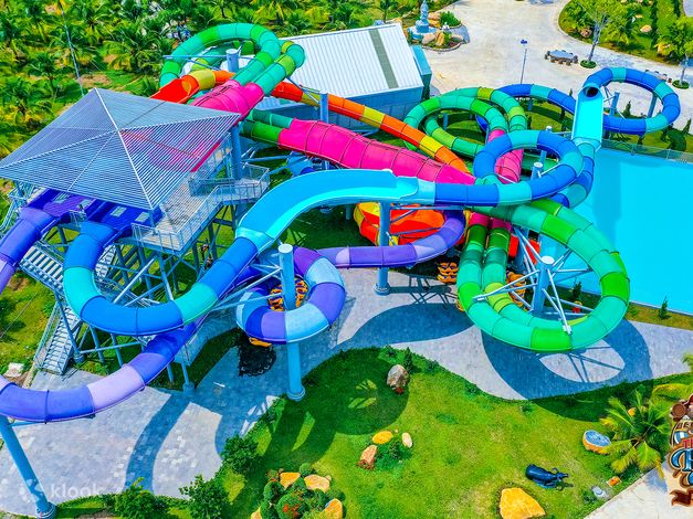 The Amazing Bay Water Park Ticket - Klook