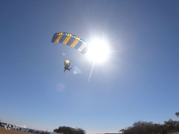 Heli Tandem Skydive Gold Coast - Klook