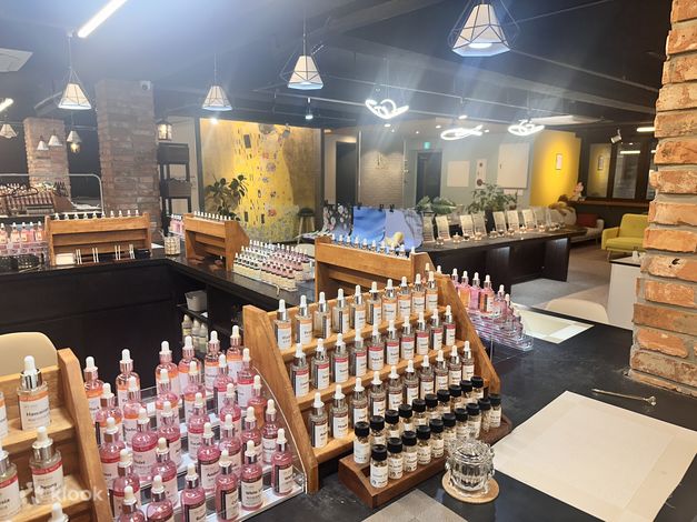 Perfume Studio: Blend, Bottle, and Bring It Home - Klook