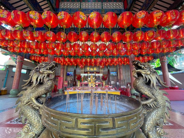 Bangkok Poh Teck Tung Foundation Make a Wish with Praying Service ...