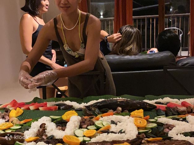 Siargao Seafood Boodle Feast - Klook