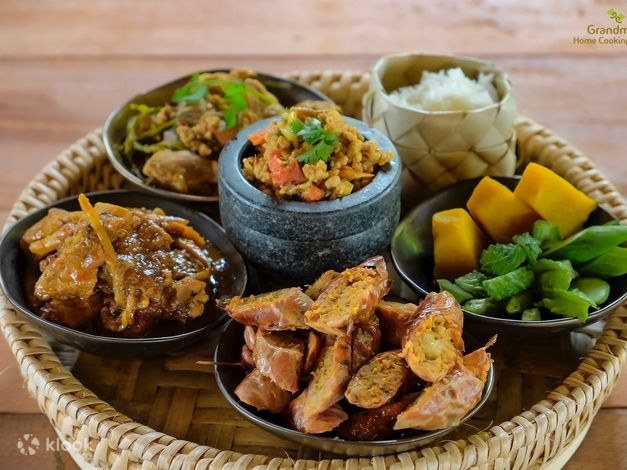 Grandma's Home Cooking School in Chiang Mai - Klook