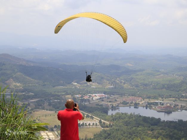 Professional Tandem Paragliding in Terengganu - Klook