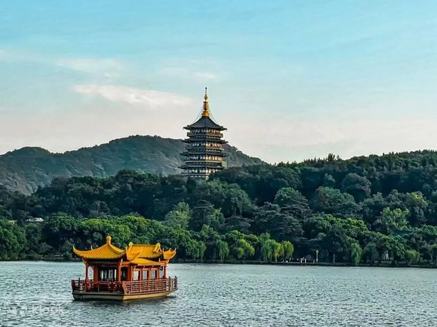 Hangzhou Leifeng Pagoda White Snake Commentary + West Lake Boat Tour ...