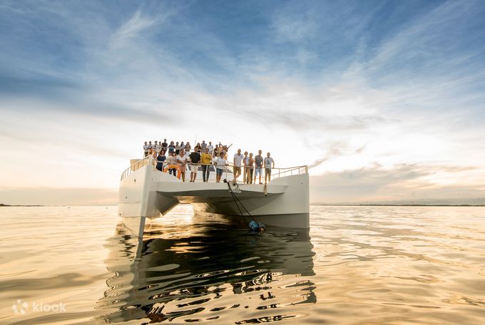 Private Sightseeing Yacht Charter Trip in Cebu Mactan by Jokai Cruises ...