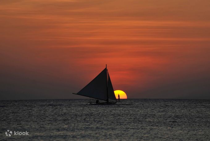 Sunset Paraw Sailing in Boracay Island, Philippines - Klook