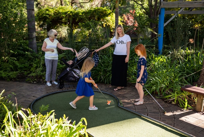 Mini Golf Experience in Wanneroo Botanic Gardens - Klook