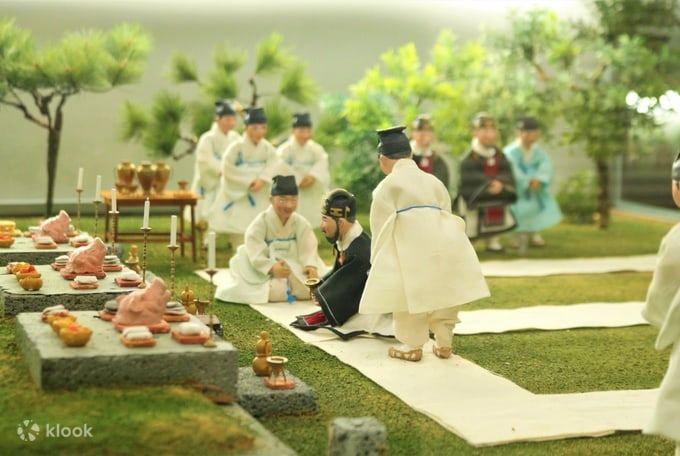 Jeju Samseonghyeol Shrine Admission Ticket - Klook