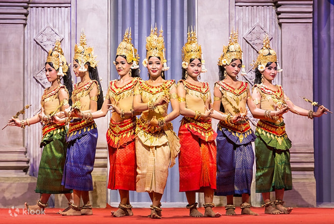 Giảm đến 10% | Buffet Dinner with Traditional Khmer Show in Amazon ...