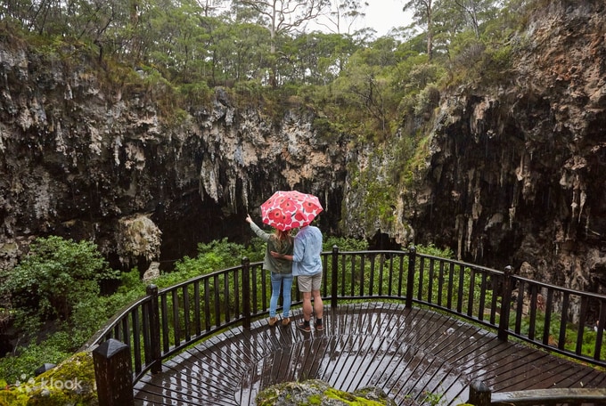Lake Cave Tour in Margaret River - Klook Australia