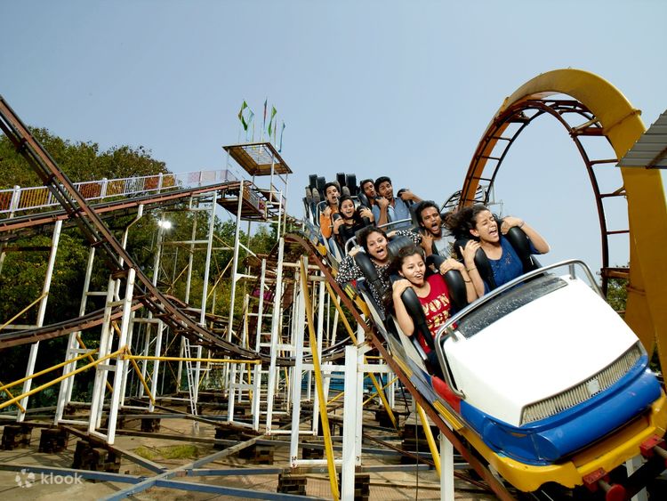 Essel World Mumbai Logo