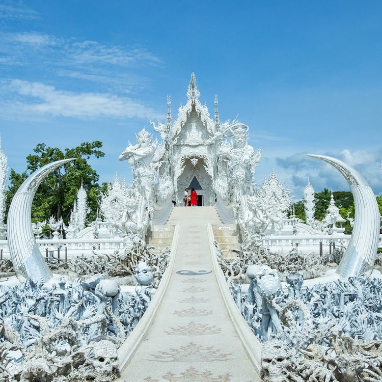 White Temple Chiang Mai Thailand Chiang Mai White Temple Hi Res Stock