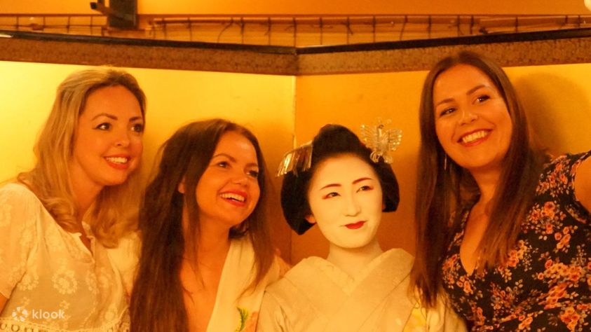 Interactive Dinner with Maiko in Kyoto - Klook