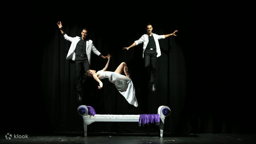 SandCastle Magic Show with Dinner in Guam - Klook