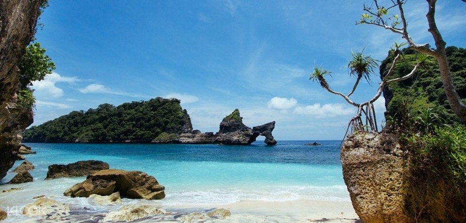 Up to 10% Off | 2D1N Nusa Penida Include Hotel Island Hopping Tour from ...