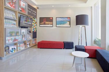 Red Planet Quezon City Timog in Quezon City | 2025 Updated prices ...