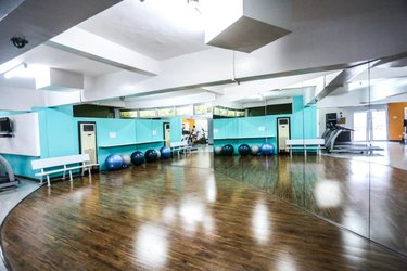 Malayan Plaza Hotel in Pasig | 2023 Updated prices, deals - Klook ...