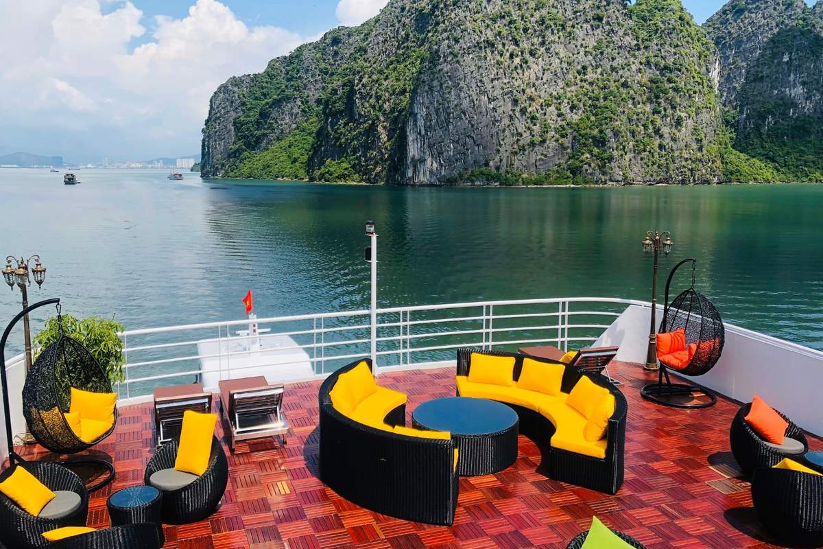 8 Top Activities in Halong Bay (2020) with Reviews