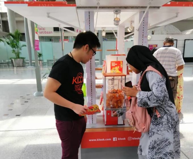 Come To The Klook Pop Up Booth In KL Sentral For Buy 1 Free 1 Deals ...