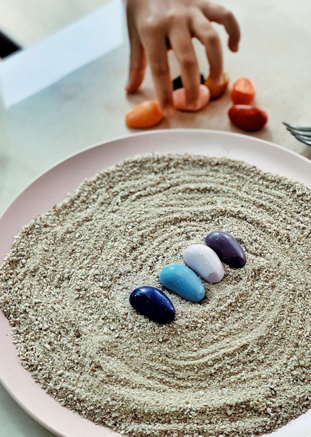 15 Interesting Activities To Do When You're Bored At Home - Klook ...