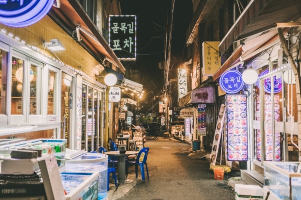Check-in Itaewon, Khám Phá Khu Phố Tây Nổi Tiếng Seoul - Klook Blog