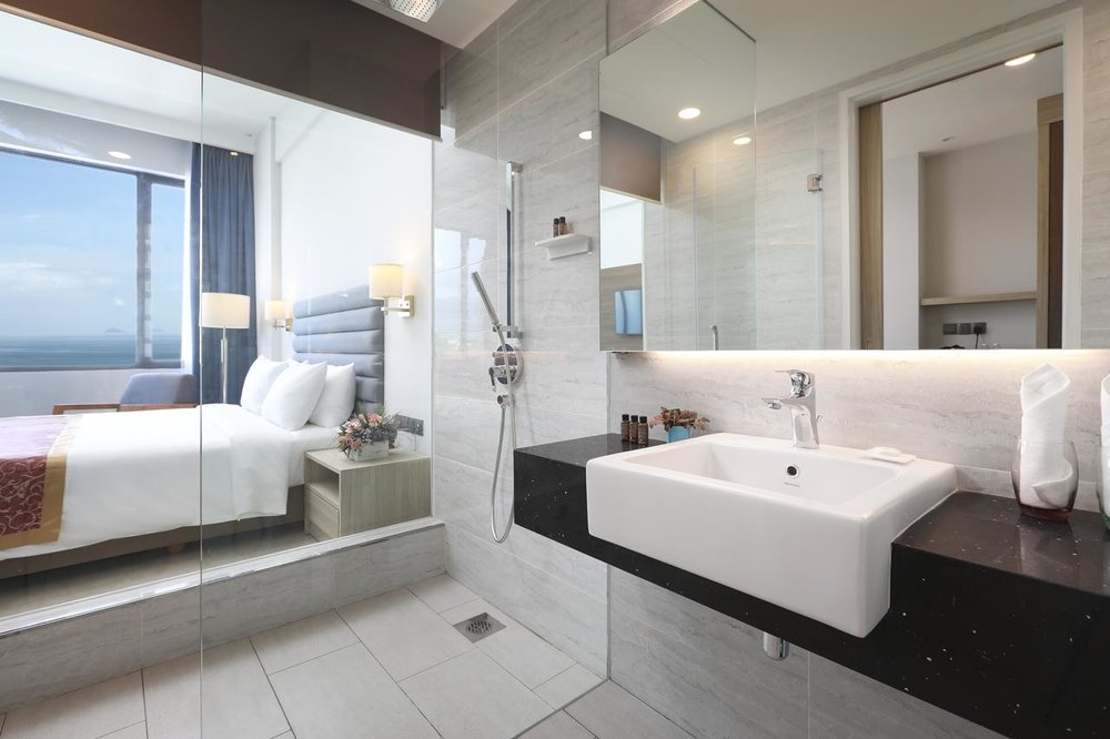 Hompton Beach Hotel: This Hotel In Penang Offers Ocean And Sunset Views ...