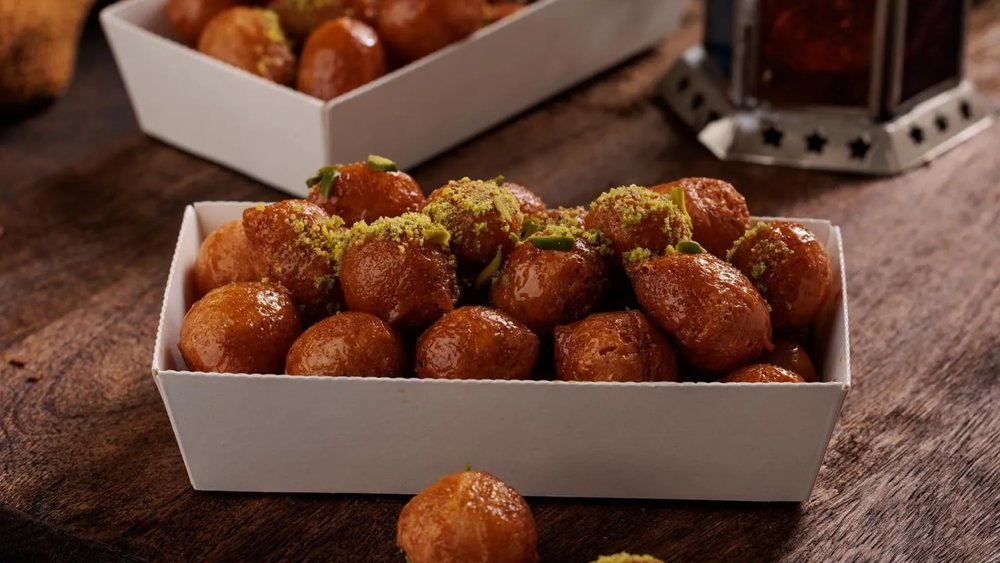 Top 10 Foods You Should Try in Dubai - Klook Travel Blog