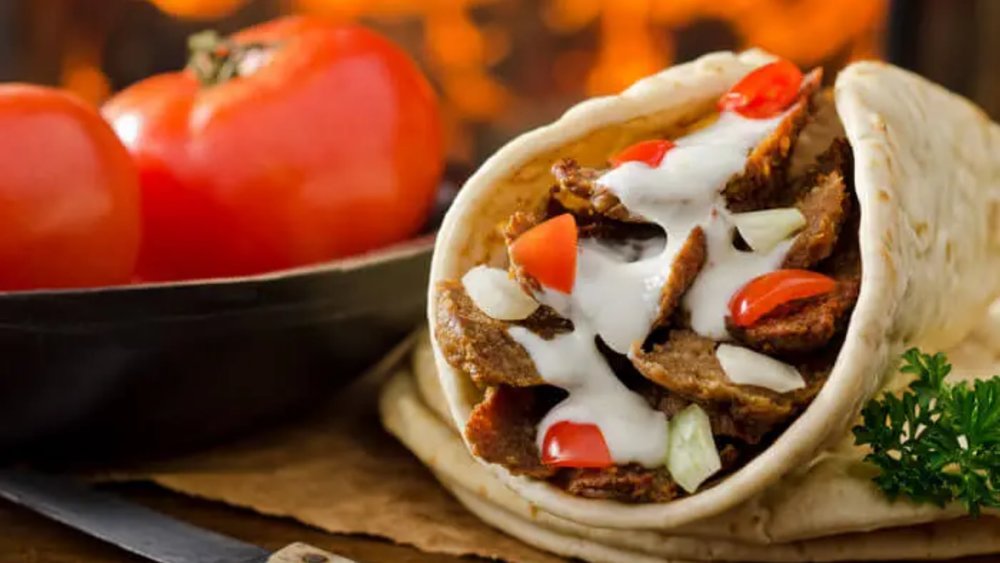 Top 10 Foods You Should Try in Dubai - Klook Travel Blog