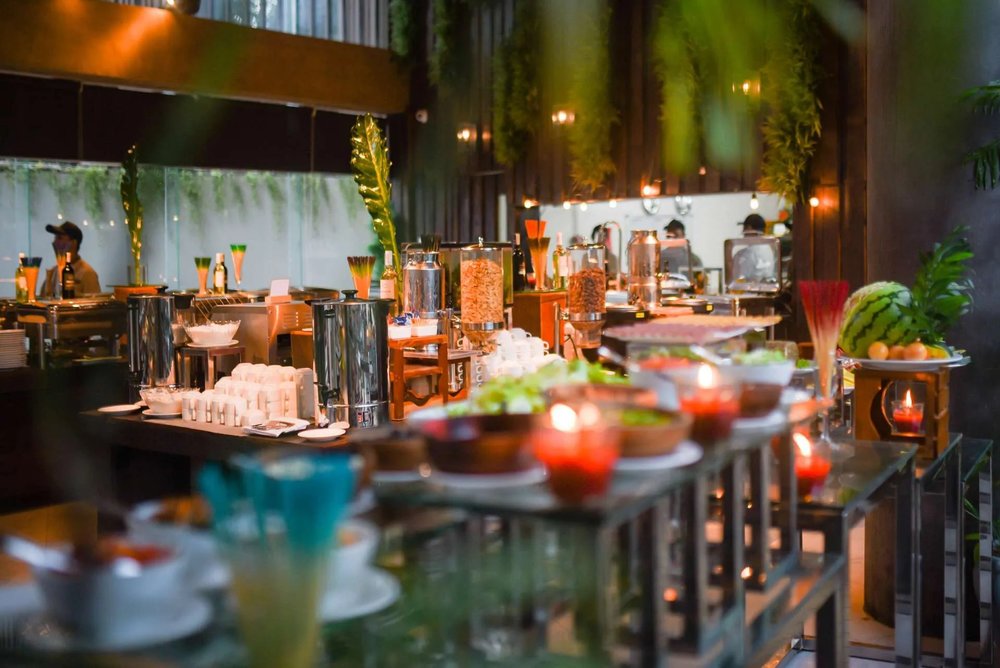 Eat Your Way Through These Buffets In Boracay - Klook Travel Blog