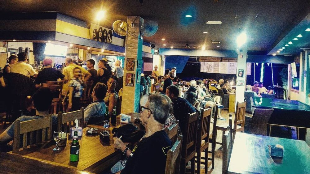 14 Best Sports Bars In Bali Because Ball Is Life Klook Travel Blog 14-best-sports-bars-in-bali-because-ball-is-life-klook-travel-blog