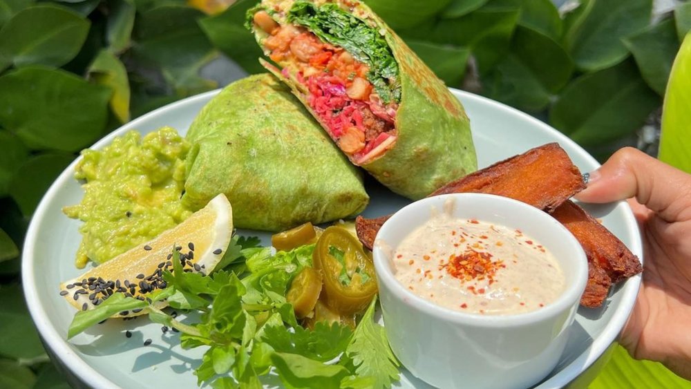 A Foodie's Paradise: 18 Best Restaurants in Canggu, Bali - Klook Travel ...