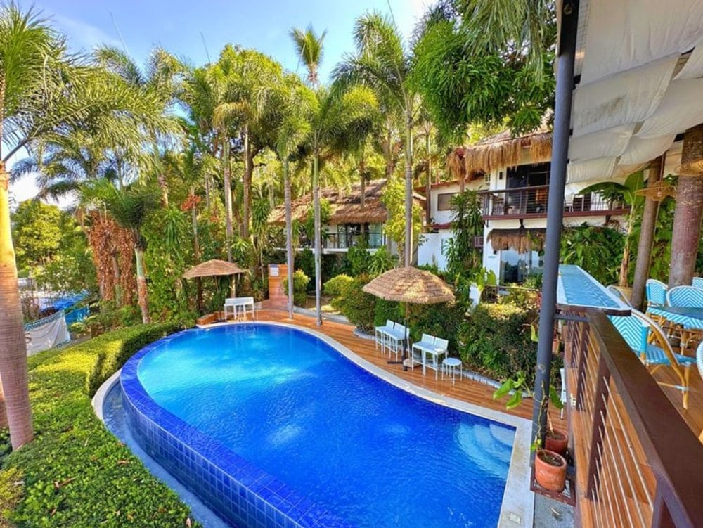 9 Batangas Resorts And Vacation Houses With Beach And Pool Access