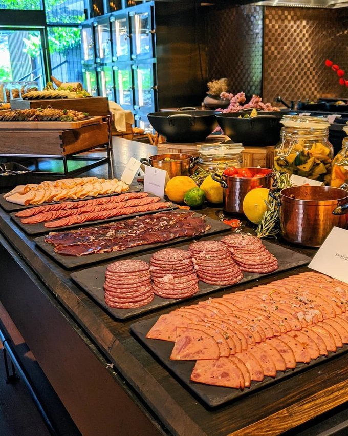 12 Best Halal Hotel Buffets In KL & PJ 2021: All You Can Eat Dinner, Hi ...