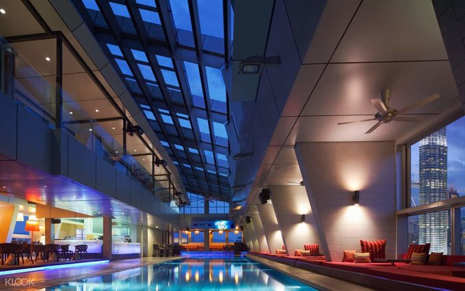 Traders Hotel: Perfect Staycation Spot In KL With Sleek Rooms, Rooftop ...