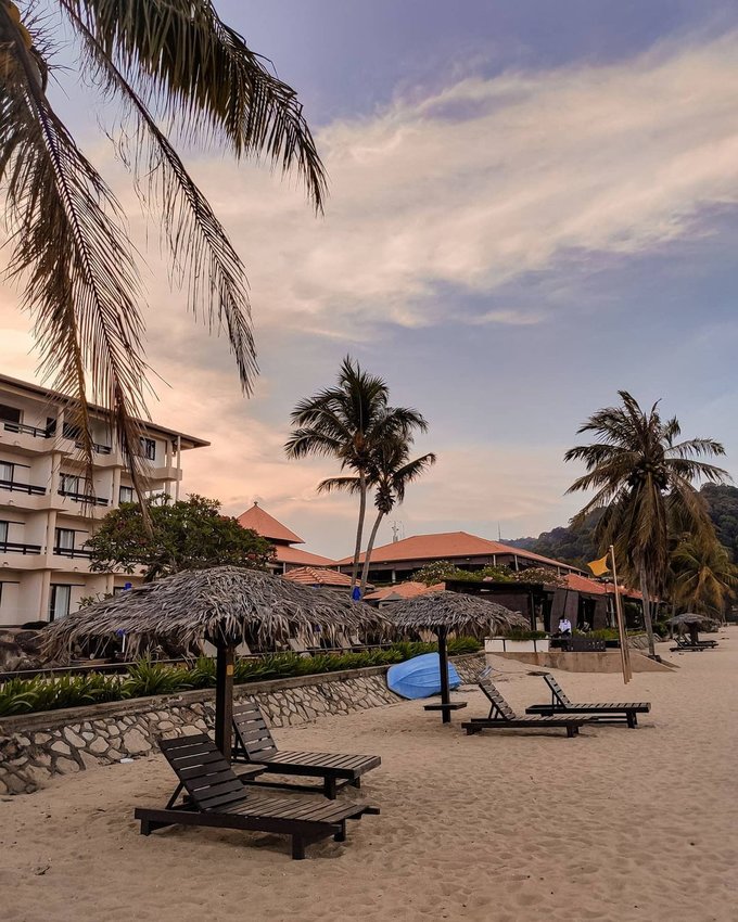 10 Dreamy Resorts In Kuantan & Cherating For Your Next Beach Holiday ...