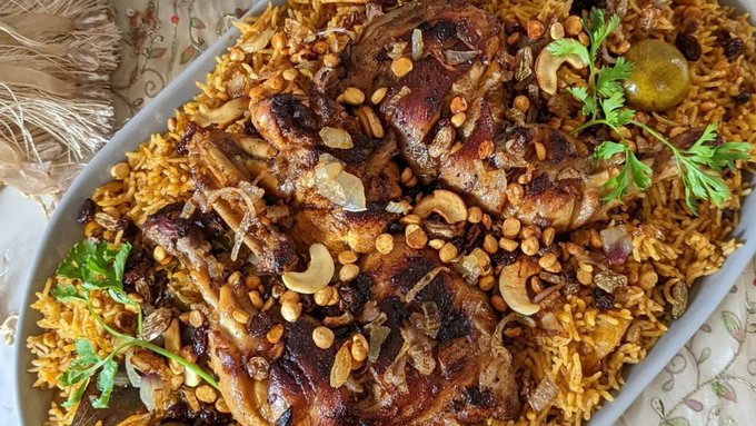 Top 10 Foods You Should Try in Dubai - Klook Travel Blog