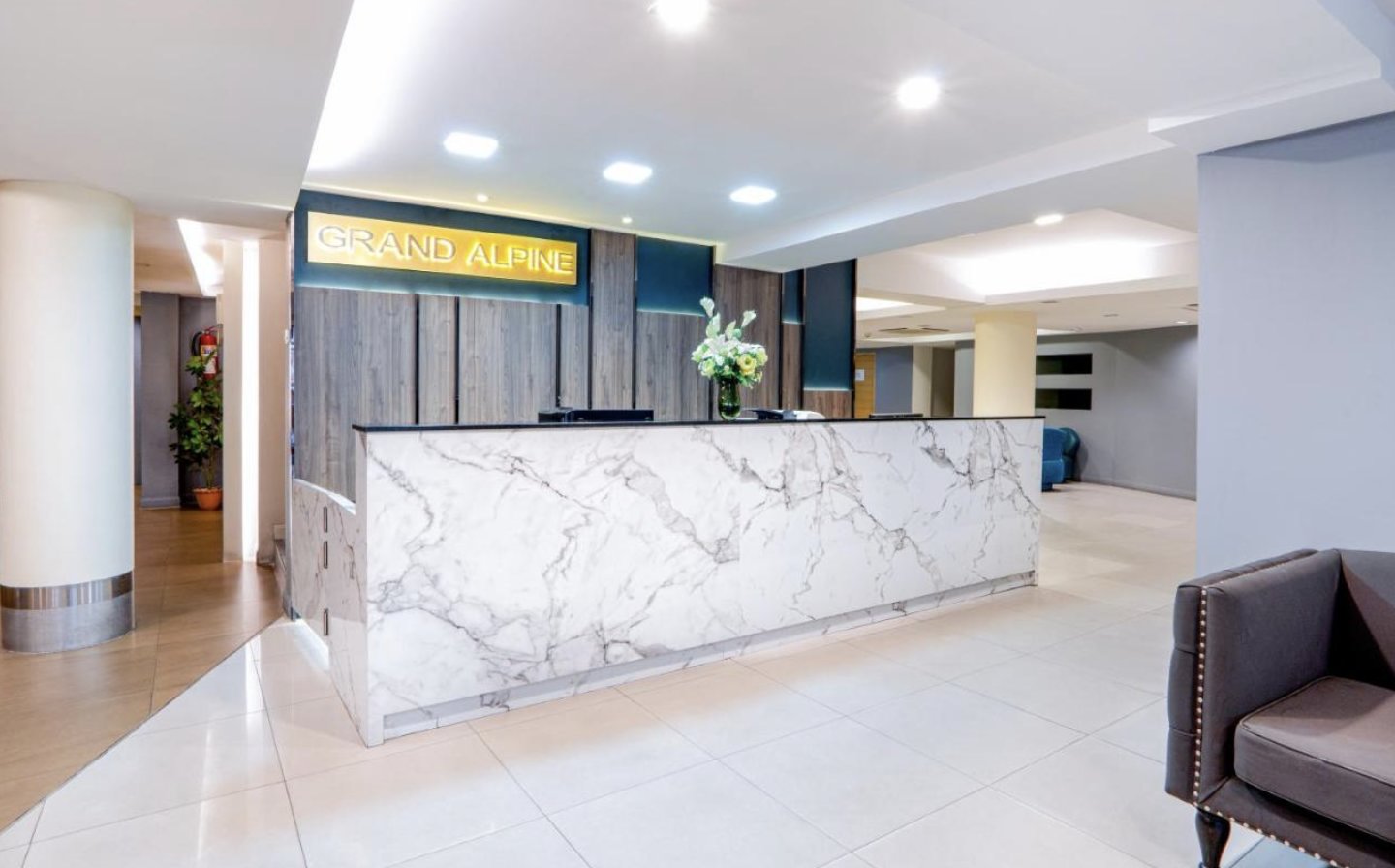 Grand Alpine Hotel Bangkok - 2022 hotel deals - Klook United States