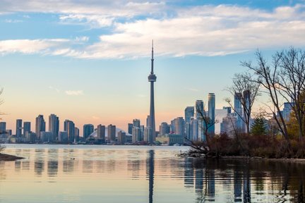 Best CN Tower Tours, Canada 2025