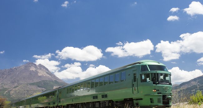 Yufuin no Mori: How to Book & Enjoy Kyushu’s Scenic Sightseeing Train ...