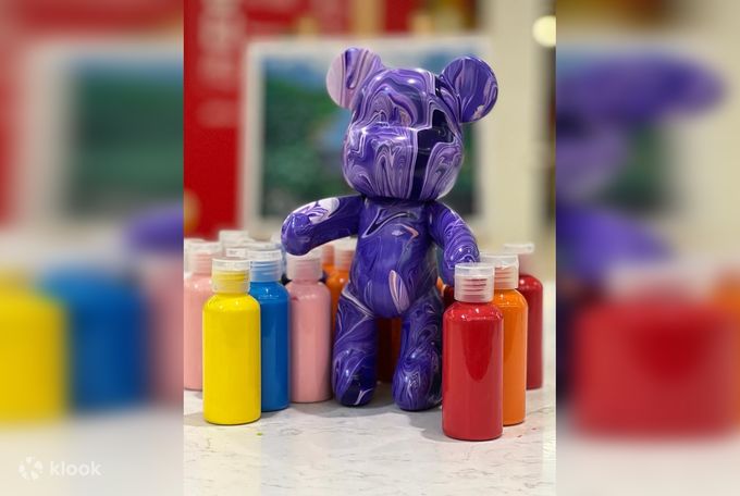 Fluid Pouring or Art Painting Bearbrick with Good Times DIY in Kuala ...