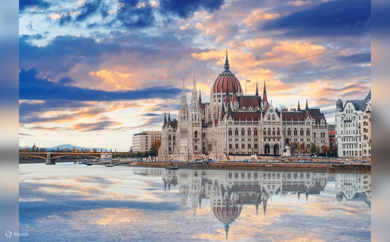 Experience the Charm of Budapest: Walking Tour in Pest District - Klook