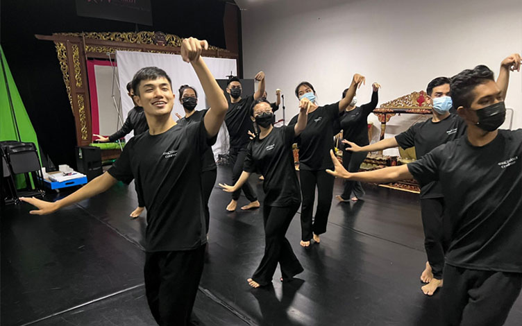 Basic Malay Dance Workshop (Adult & Youth)