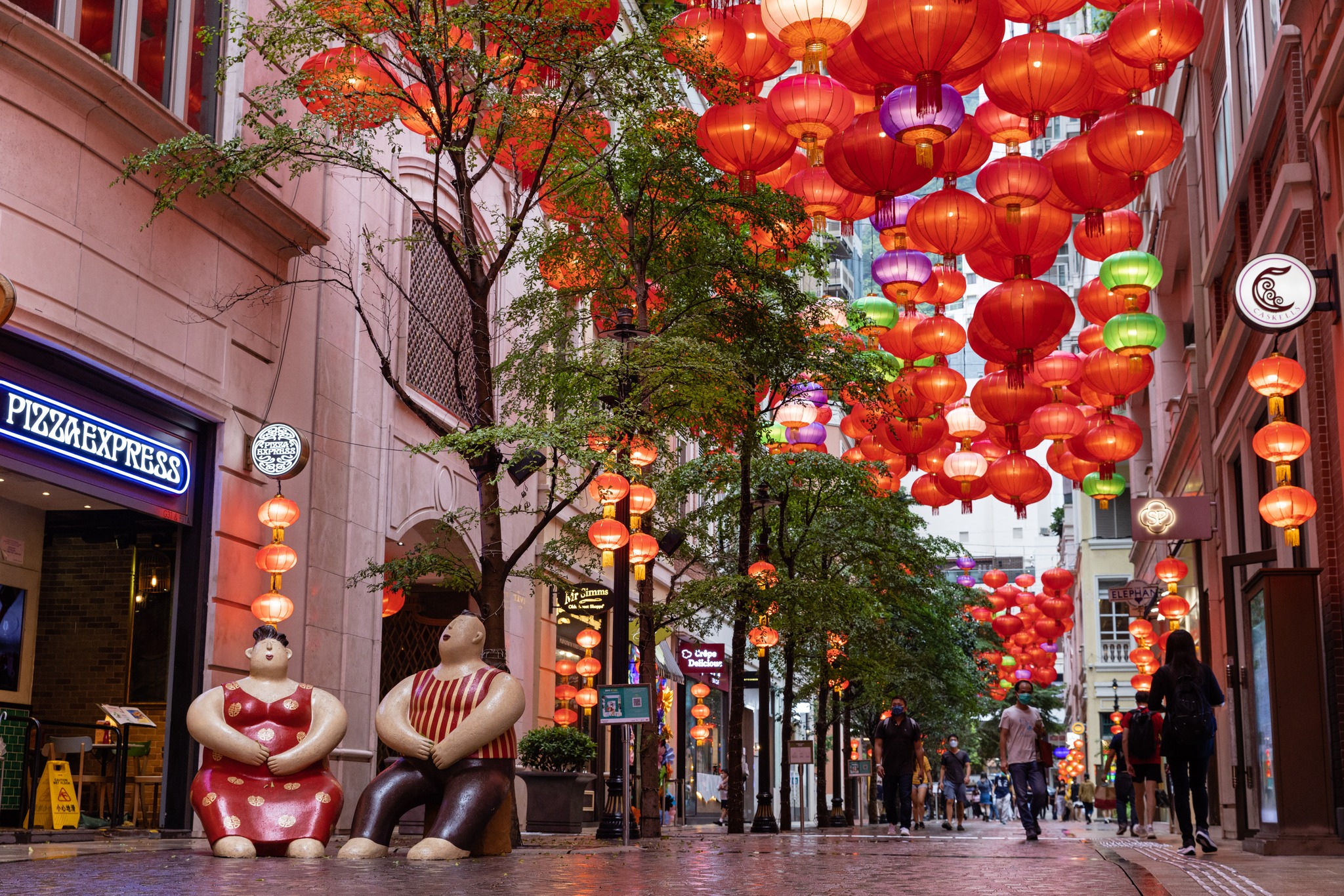 「利東彩燈 ‧ 照亮團圓夜」中秋燈籠｜中秋節