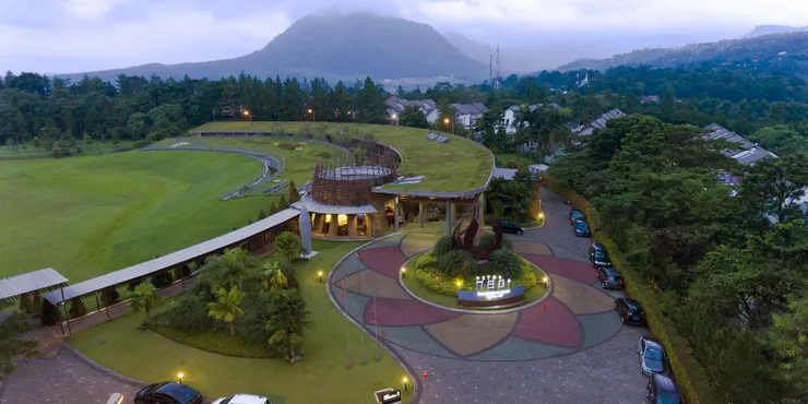 Hotel Neo+ Green Savana in Sentul | 2024 Updated prices, deals - Klook ...