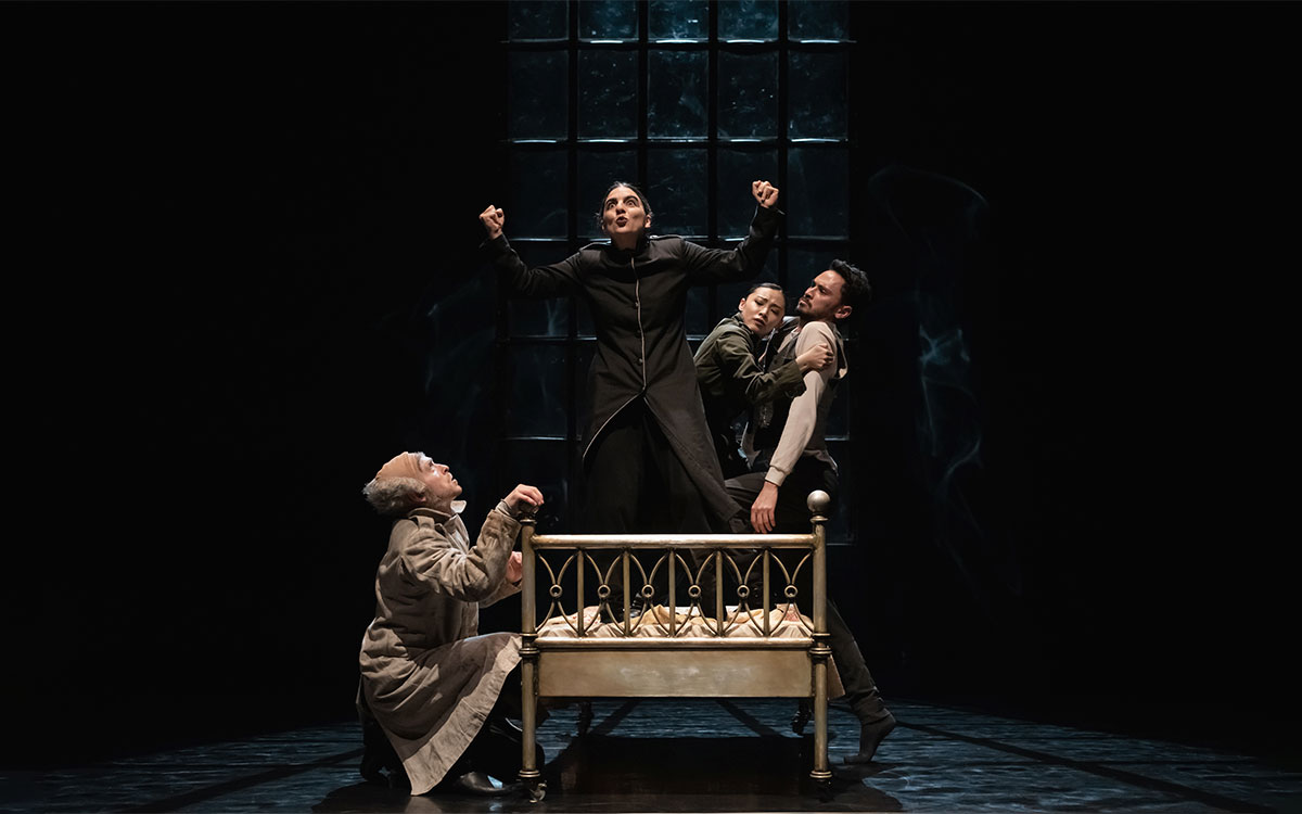 Revisor | Dance Show | Esplanade