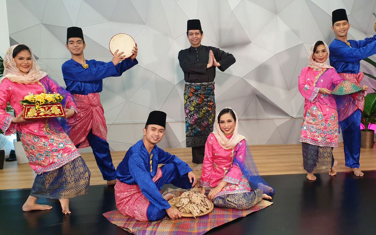 Lebaran Tales by Sri Warisan | Dance Show | Esplanade